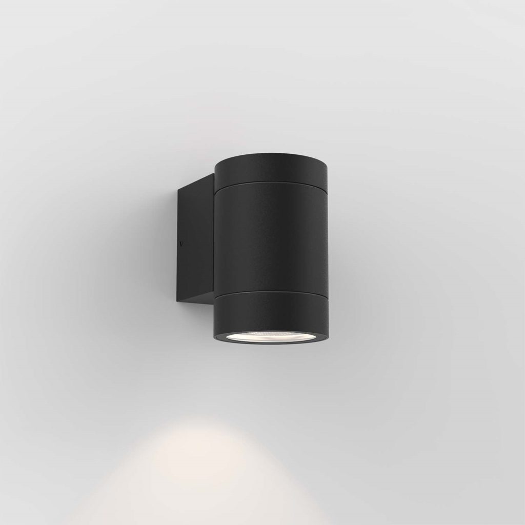 Dartmouth Single Outdoor Wall Light - PM Lighting